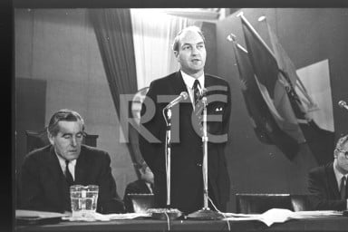 Photographic Archive - RTÉ Archives