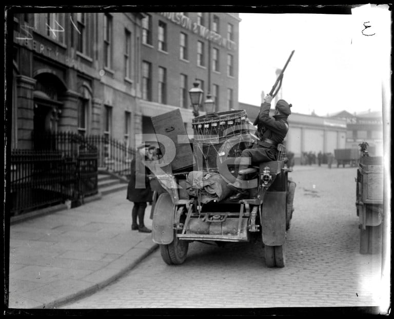 Photographic Archive - RTÉ Archives