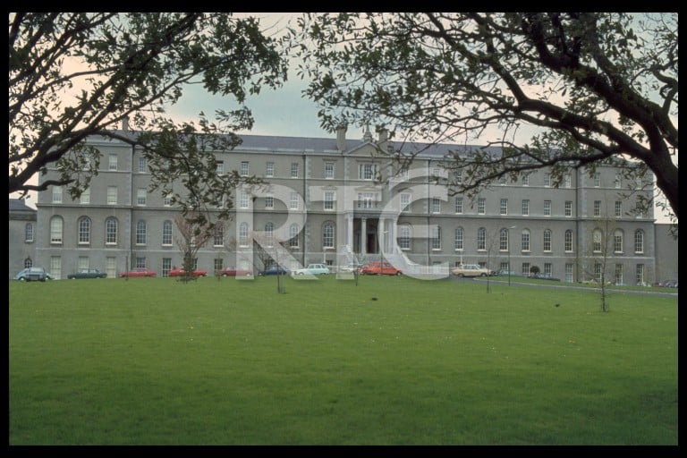 Photographic Archive - RTÉ Archives