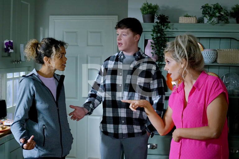 Photographic Archive - RTÉ Archives