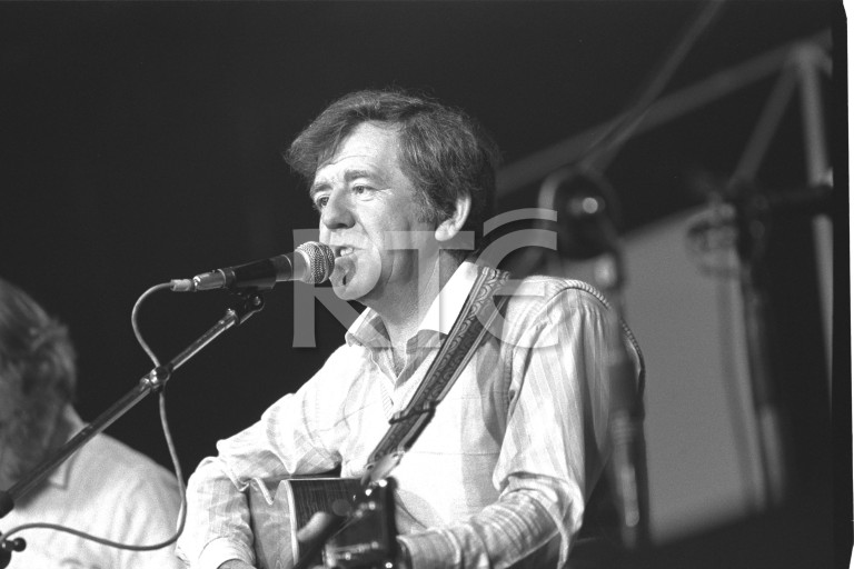 Photographic Archive - RTÉ Archives