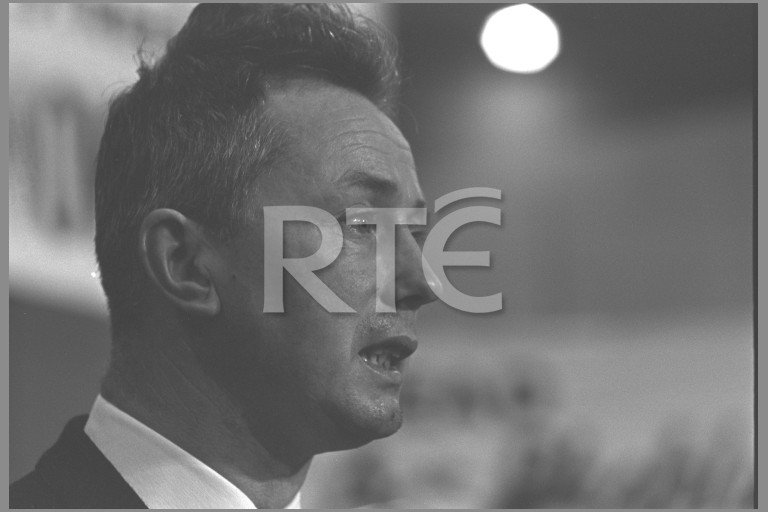 Photographic Archive - RTÉ Archives