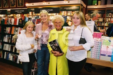 Photographic Archive - RTÉ Archives